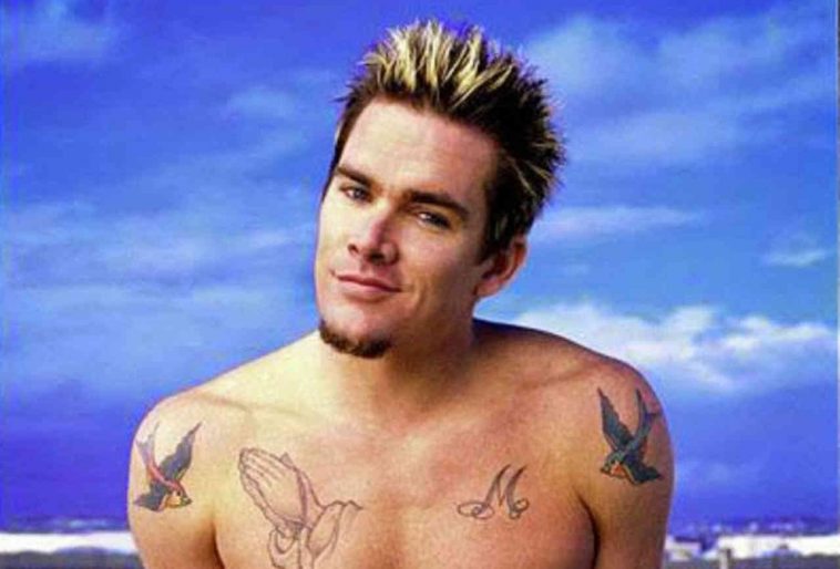 Frosted Tips Are Making A Comeback & No One Is Ready For This Douchey Look