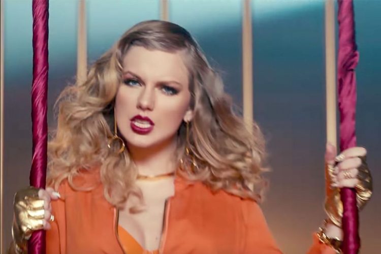 Taylor Swift Had 16 Fierce AF Looks In Her New Music Video & We're Swooning