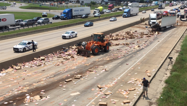 A Pizza Truck Crashed And Spilled Hundreds Of Pizzas Onto The Highway
